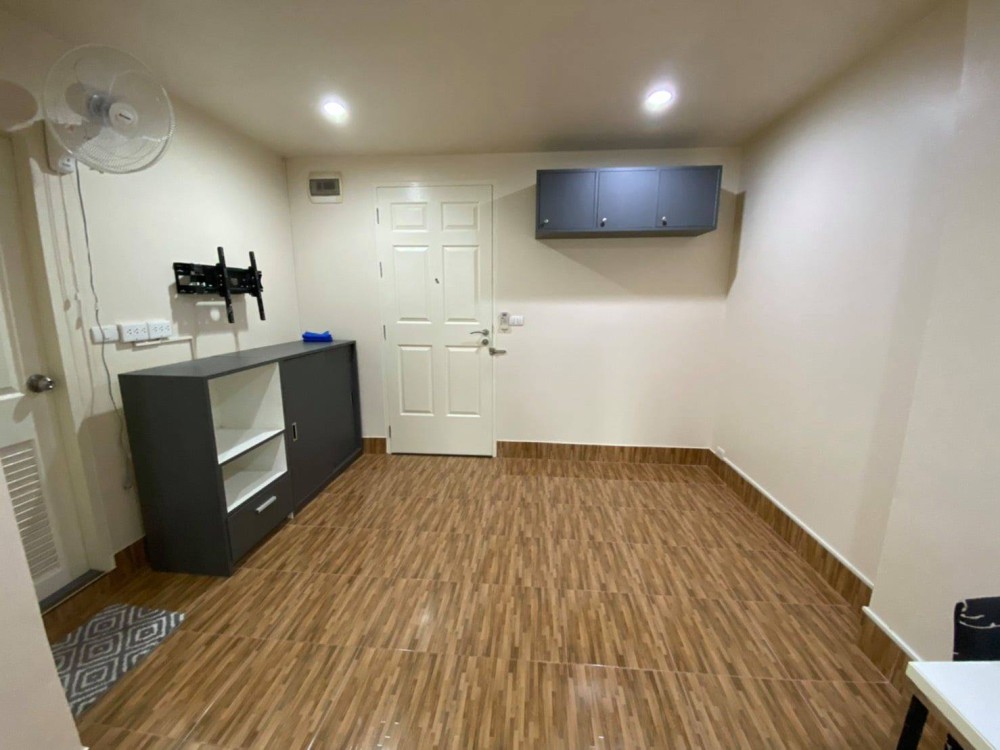 Scancondo | ขาย The Niche Citi Ladprao 130 ห้องกว้างรีโนเวทใหม่ วิวสระว่ายน้ำ รีบจองด่วนๆเลยจ้า ...